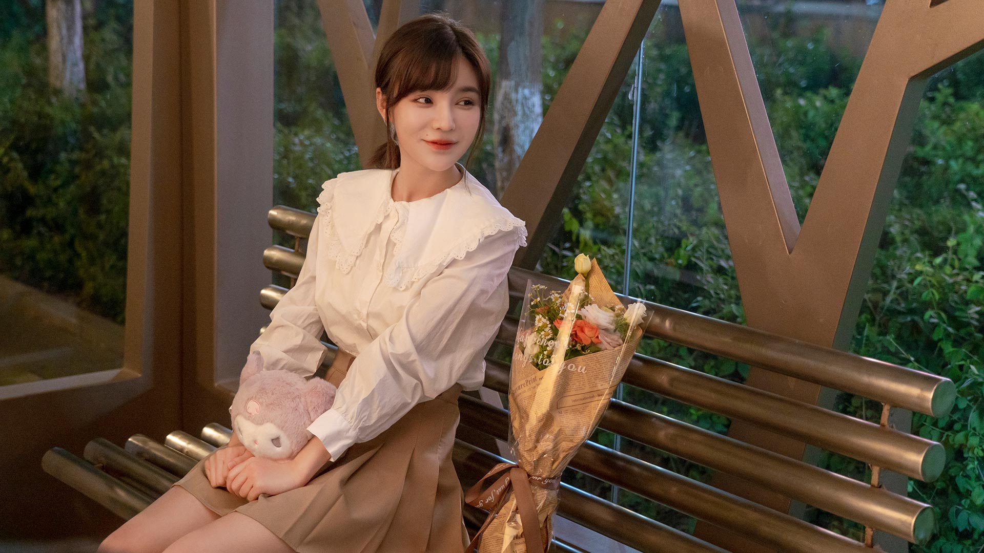 Showcase :: Love Is All Around